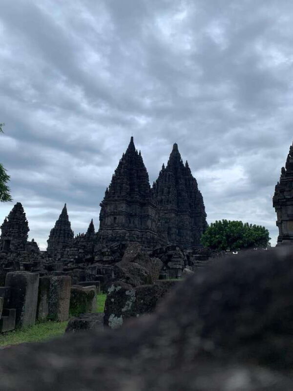 Yogyakarta: Borobudur (Climb-up) and Prambanan Temple Tour - FAQ