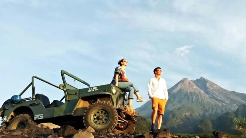 Yogyakarta: Borobudur Climb up, Merapi Volcano and Prambanan - The Itinerary in Detail
