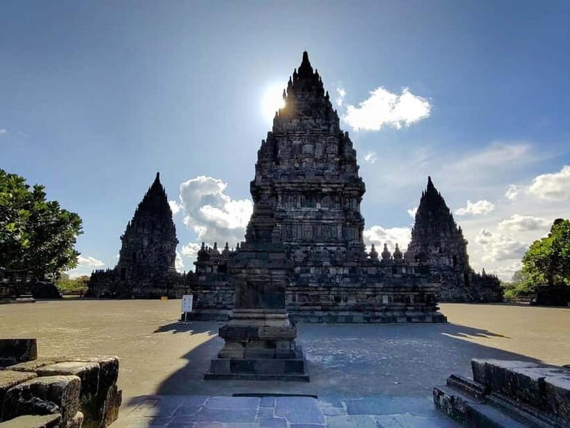 Yogyakarta: Borobudur Climb up, Merapi Volcano and Prambanan - What to Expect on the Day