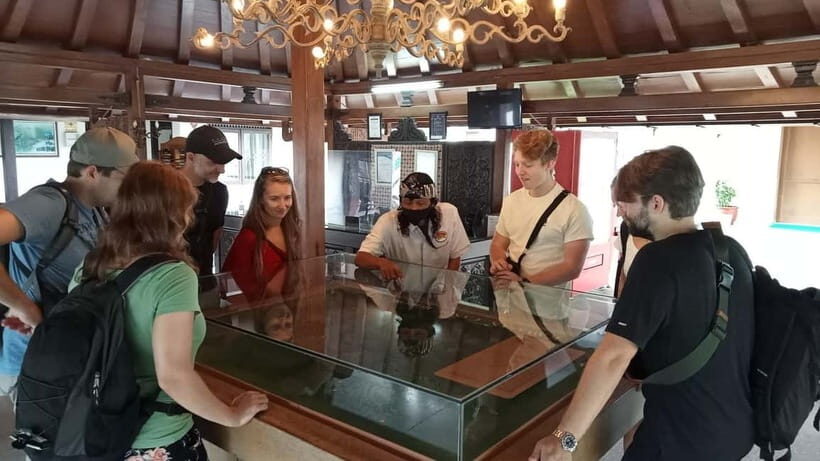 Yogyakarta: Borobudur Climb up, Merapi Volcano and Prambanan - Value and Practical Tips