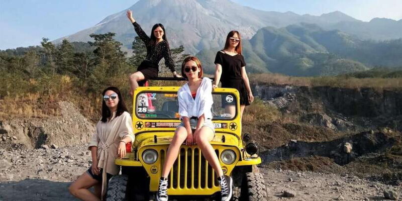 Yogyakarta: Borobudur Climb up, Merapi Volcano and Prambanan - Who Will Love This Tour?