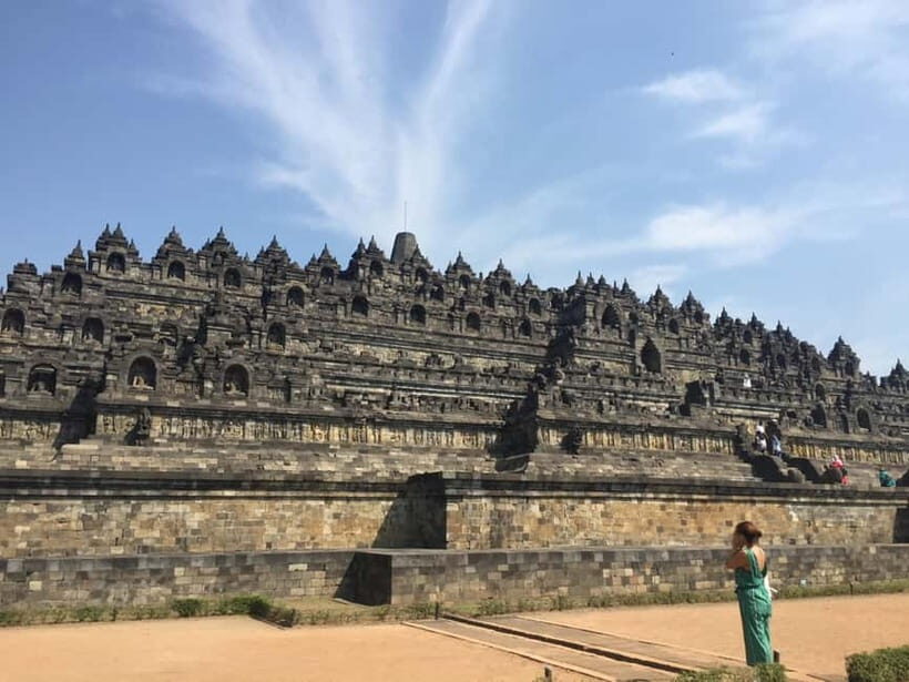 Yogyakarta: Borobudur ClimbUP Afternoon Guided and transfer - Key Points