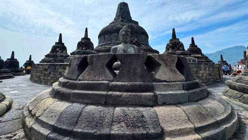Yogyakarta: Borobudur Half-Day Tour with Climb up Access - The Final Verdict: Is This Tour Worth It?