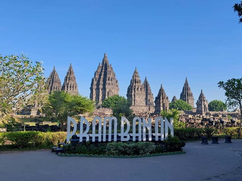Yogyakarta: Borobudur, Merapi Volcano, Prambanan 1-day Tour - Key Points
