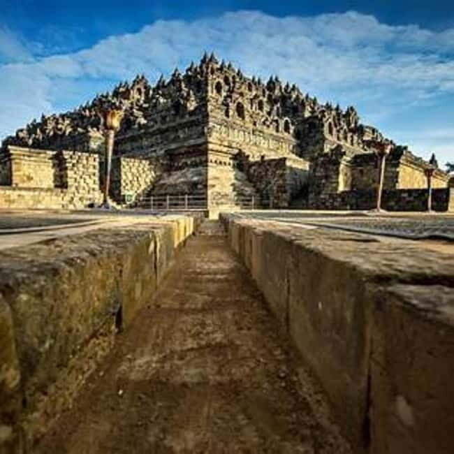 Yogyakarta: Borobudur & Prambanan Temple Tour Transportation - What to Expect from the Transportation Service