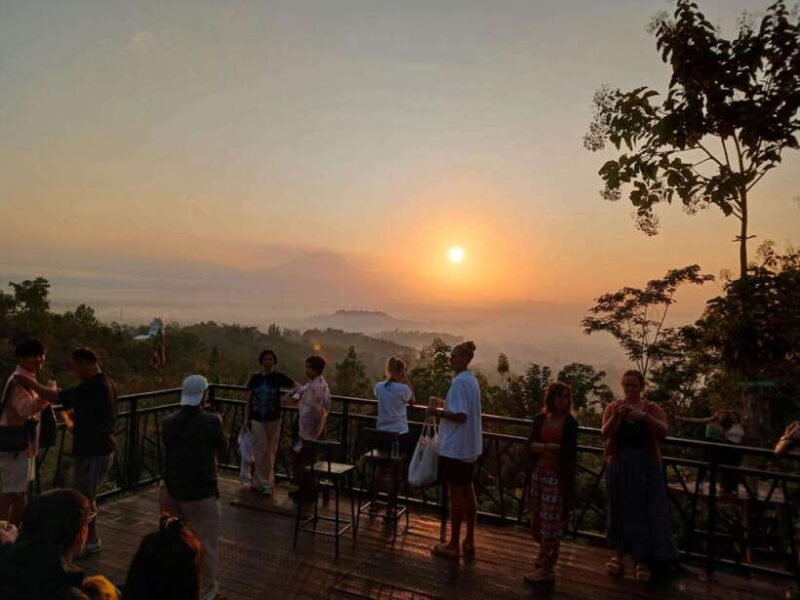 Yogyakarta: Borobudur Sunrise Climbup guarantee & prambanan - Exploring the Beautiful Temples of Java: A Review of the Borobudur Sunrise & Prambanan Tour