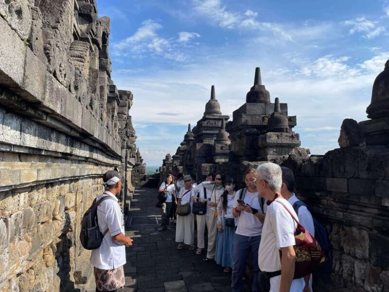 Yogyakarta: Borobudur Sunrise From Setumbu Hill Shared Tour - The Sum Up