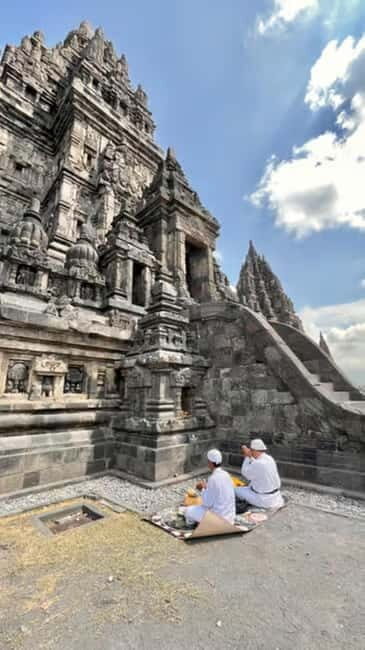 Yogyakarta: Borobudur Sunrise Inside Temple & Prambanan tour - An In-Depth Look at the Experience