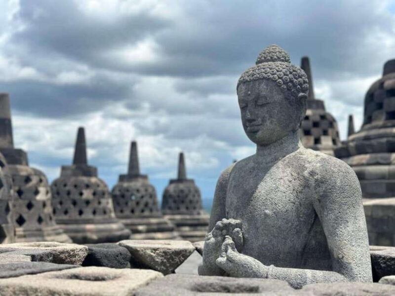 Yogyakarta: Borobudur Sunrise(Climb UP) and prambanan Tour - Final Thoughts