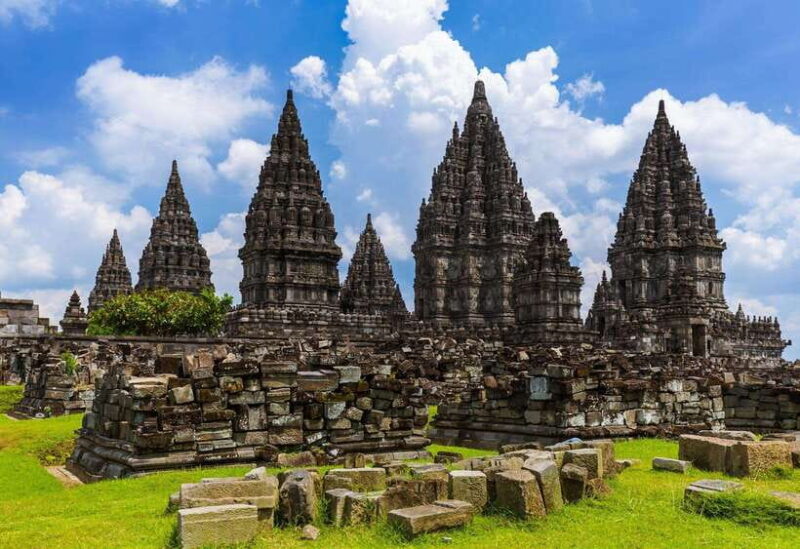 Yogyakarta: Borobudur sunrise(guarantee climb up)& Prambanan - The Experience: Comfort, Guides, and Flexibility