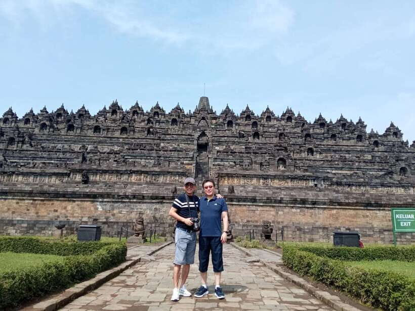 Yogyakarta: Borobudur sunset(guarantee climb up) & Prambanan - The Sum Up
