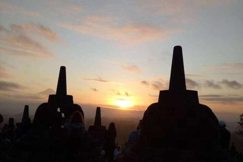 Yogyakarta: Borobudur sunset(guarantee climb up) & Prambanan - The Itinerary Breakdown