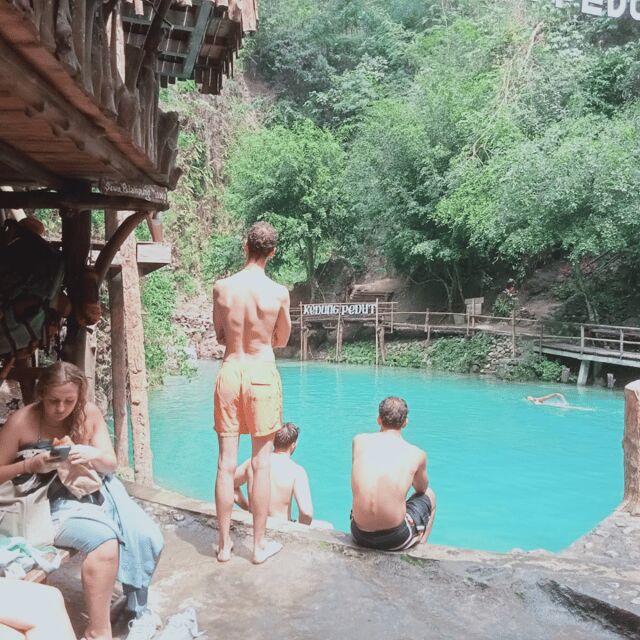 Yogyakarta: Borobudur Temple and Waterfall Tour - FAQs