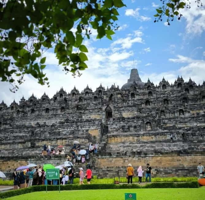 YOGYAKARTA; BOROBUDUR TEMPLE CLIMB Up & PRAMBANAN TEMPELS - Final Thoughts: Is It Worth It?