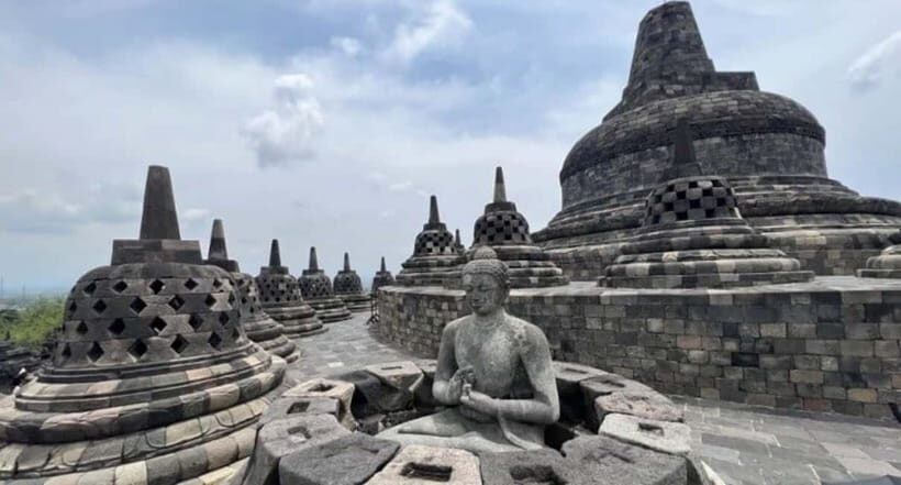 YOGYAKARTA; BOROBUDUR TEMPLE & CYCLING IN BOROBUDUR VILLAGE - An In-Depth Look at the Borobudur Cycling & Cultural Experience