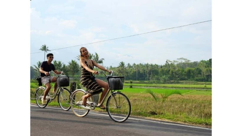 YOGYAKARTA; BOROBUDUR TEMPLE & CYCLING IN BOROBUDUR VILLAGE - The Sum Up