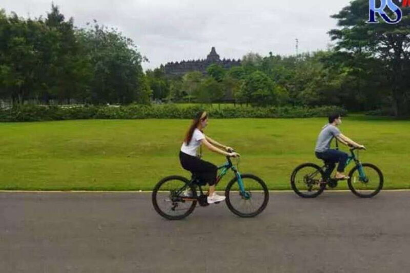 YOGYAKARTA; BOROBUDUR TEMPLE & CYCLING IN BOROBUDUR VILLAGE - What Makes This Tour Stand Out