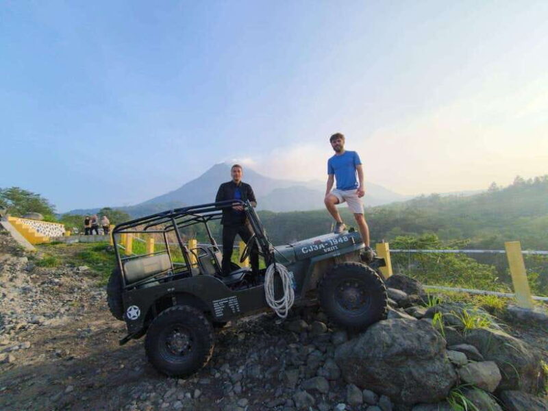 Yogyakarta : Borobudur(climb up temple) & sunrise mt merapi - Exploring the Highlights of the Tour