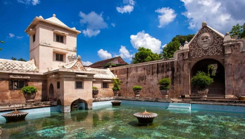 YOGYAKARTA CITY TOUR,SULTAN PALACE,WATER CASTLE AND CRAFTS. - Final Thoughts: Who Will Love This Tour?