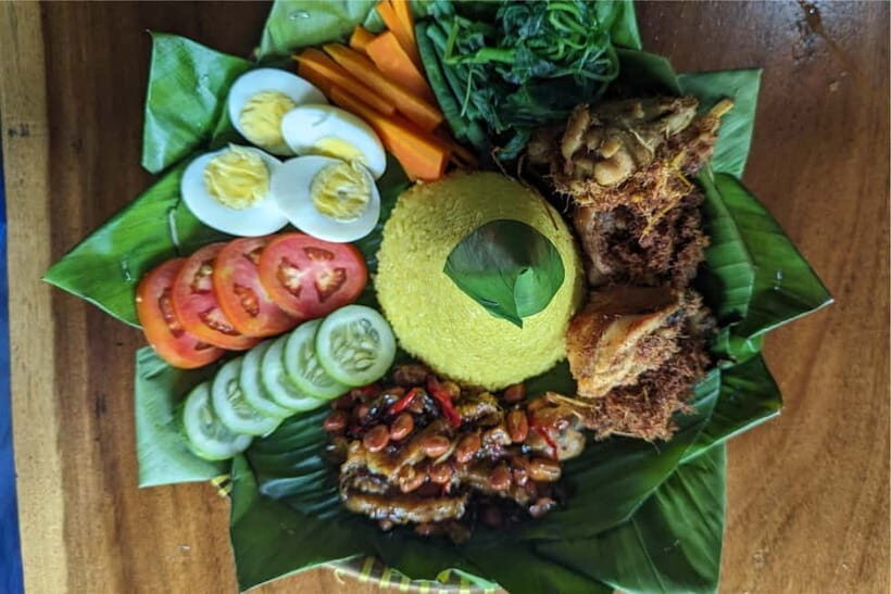 Yogyakarta: Countryside Cycling and Cooking Class Experience - The Cooking Class: A Tasty, Practical Lesson