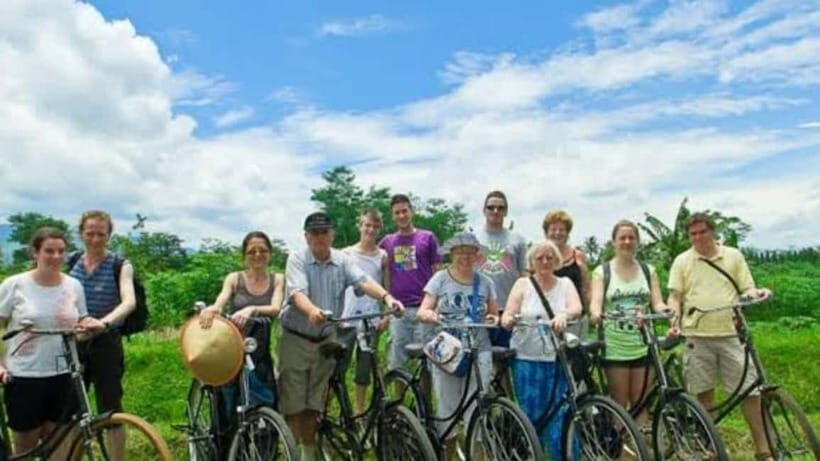 Yogyakarta: Half-Day Guided Bike City Tour - Exploring Yogyakarta by Bike: A Detailed Breakdown