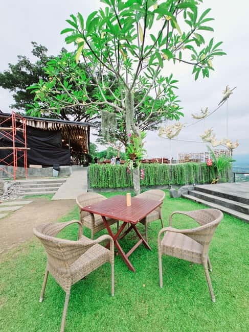 Yogyakarta Hidden Gems Tour with Private Guided Transfer - Overview of What You Can Expect
