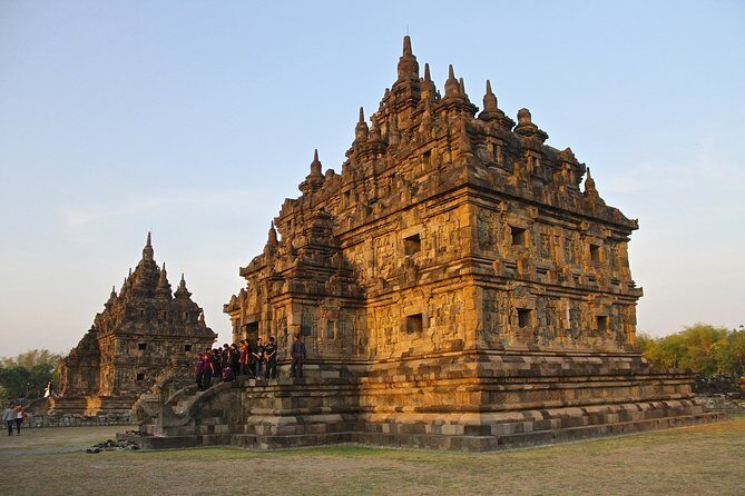 Yogyakarta Highlights Private Walking Tour - The Value of a Private Guided Walk