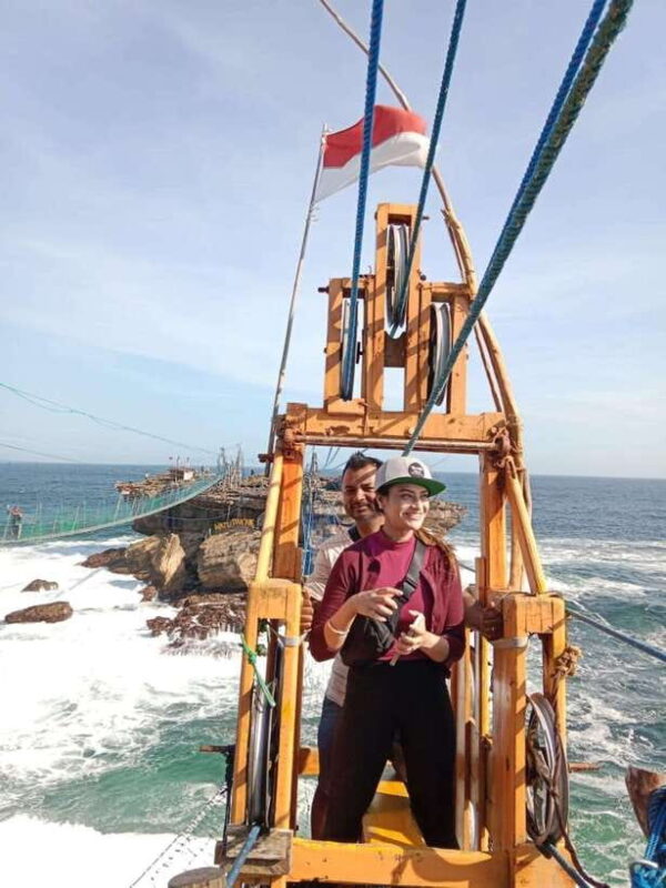 Yogyakarta : Hightlights Jomblang Cave and Timang Beach Tour - Key Points