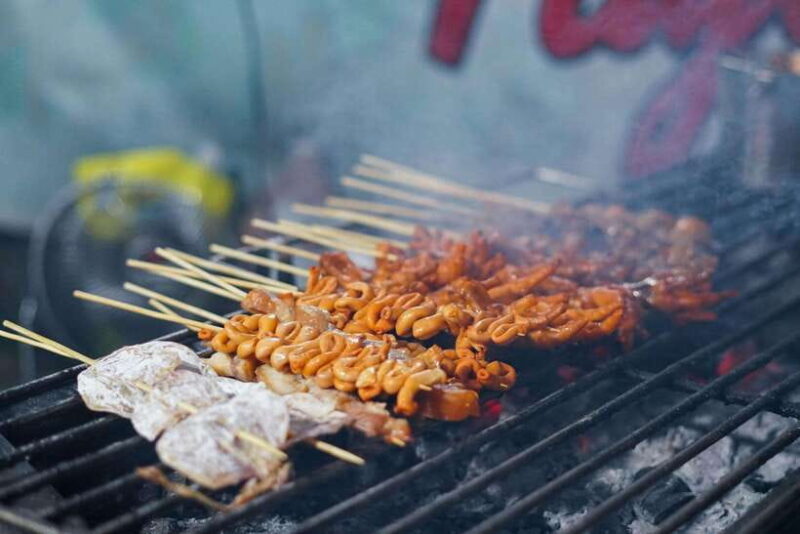 Yogyakarta : Historical Night Walk and Street Food Tasting - The Experience in Practice