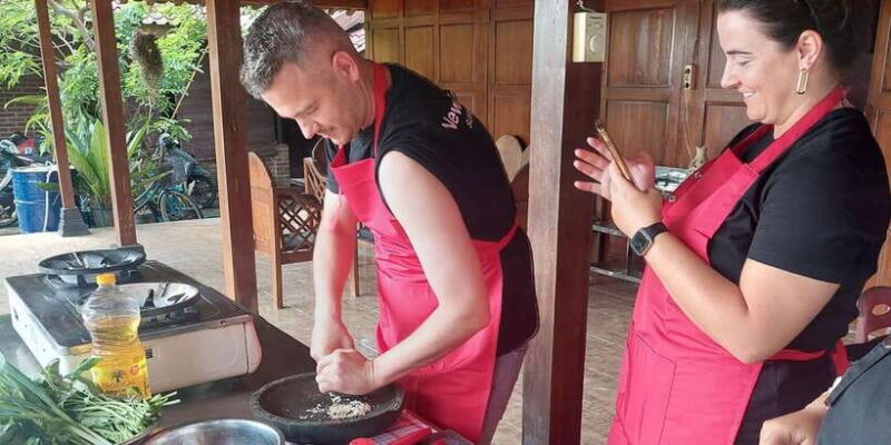 Yogyakarta: Javanese Cooking Class & Market Tour - What Past Travelers Say