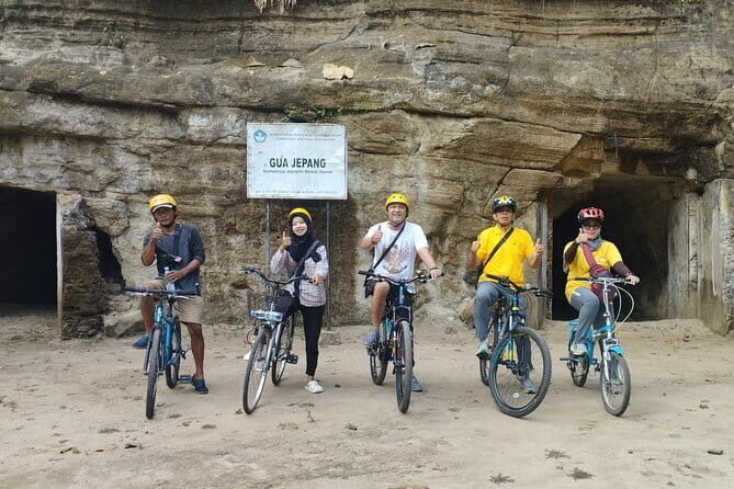 Yogyakarta Jomblang Cave and Pindul Cave Tour - FAQ