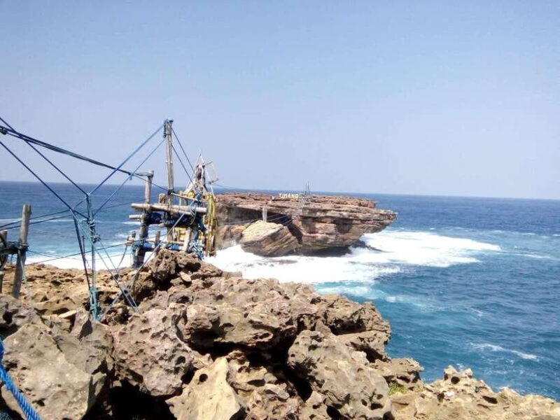 Yogyakarta: Jomblang Cave and Timang Beach Tour Day Tour - Key Points