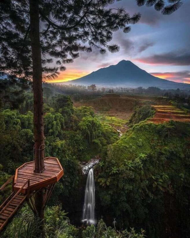 YOGYAKARTA; KEDUNG KAYANG WATERFALL AND SELOGRIYO TEMPLE. - The Itinerary Breakdown