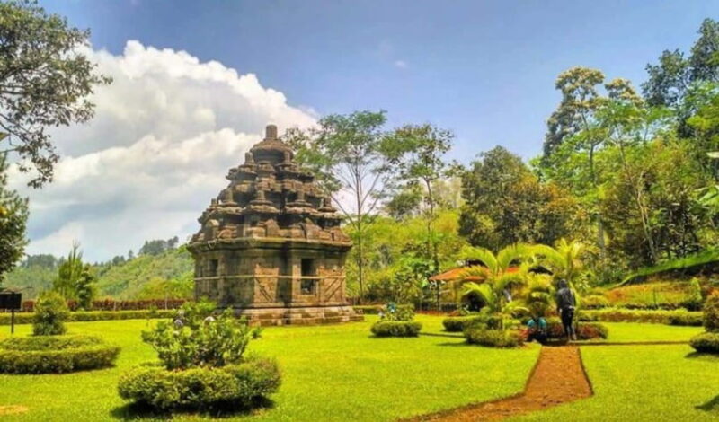 YOGYAKARTA; KEDUNG KAYANG WATERFALL AND SELOGRIYO TEMPLE. - Who Should Consider This Tour?
