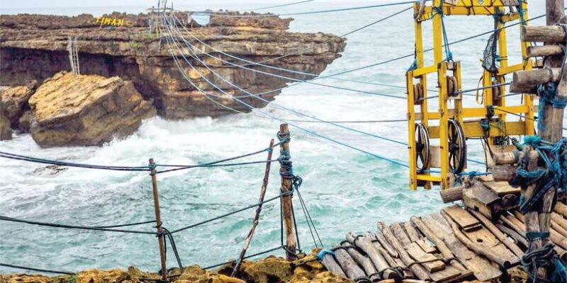 Yogyakarta: Mt Merapi, Jomblang Cave & Timang Beach Day Tour - Timang Beach: The Unique Gondola Experience