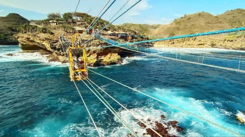 Yogyakarta; Pindul Cave & Timang Beach & Pengger Pine Forest - The Sum Up