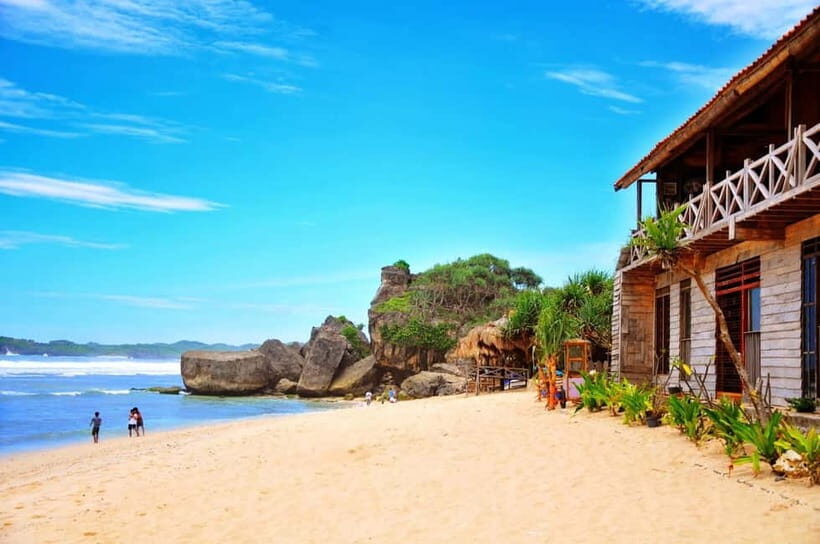 Yogyakarta: Pindul Cave Tubing & Indrayanti Beach Tour - Key Points