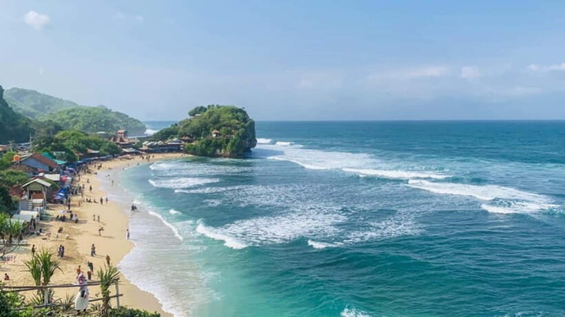Yogyakarta: Pindul Cave Tubing & Indrayanti Beach Tour - Final Thoughts: Is This Tour Right for You?