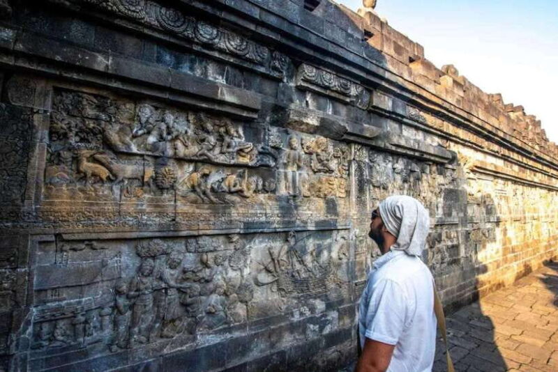 Yogyakarta: Prambanan and Borobudur Temples Guided Tour - Exploring the Itinerary in Detail