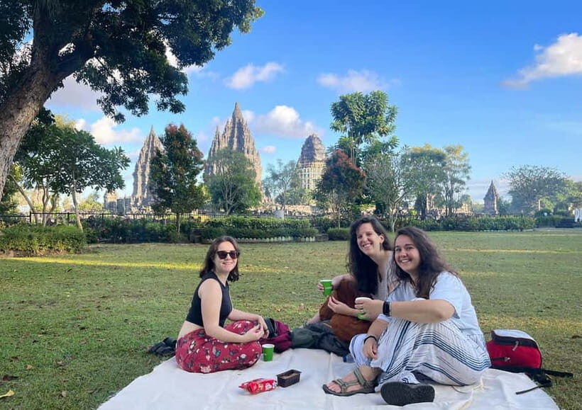 Yogyakarta : Prambanan early morning guided tour - The Detailed Experience: What to Expect from the Tour