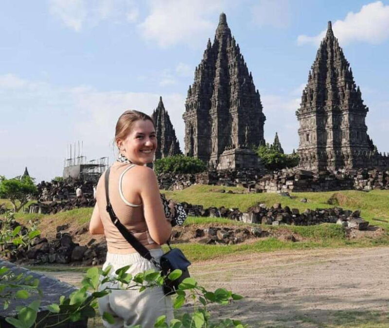 Yogyakarta: Prambanan Sunset Private Car & Entry Fee - Key Points