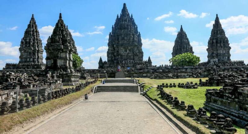 Yogyakarta : Prambanan sunset + Ramayana Ballet - Final Thoughts: Who Will Love This Experience?