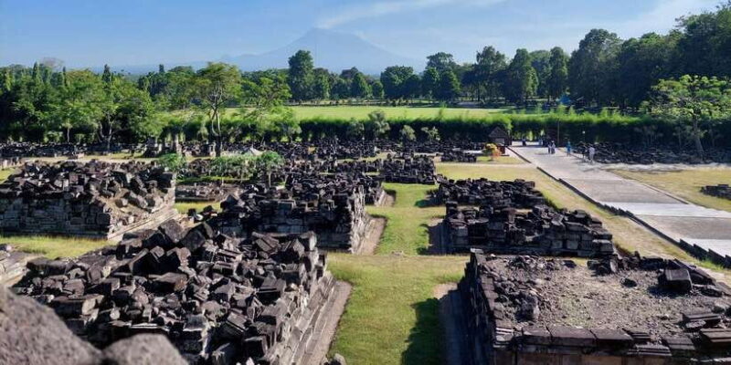 Yogyakarta: Prambanan Temple Morning Tour and Palace Tour - Final thoughts