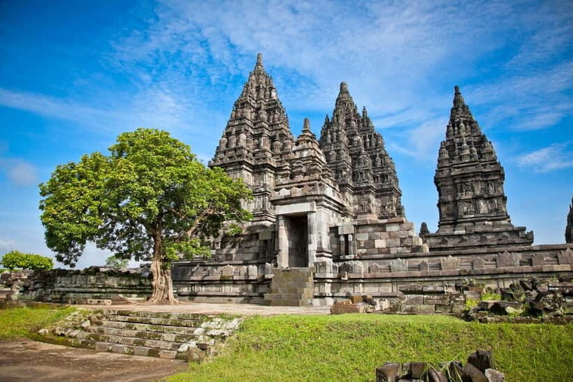 YOGYAKARTA ; Prambanan The Bigest Hindu Tempel & Sewu Tempel - The Value Proposition: Who Will Love This Tour?