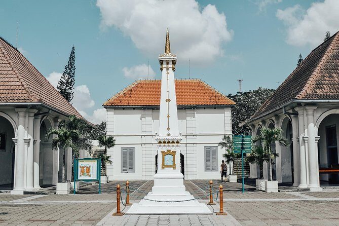 Yogyakarta Private Car Rental with Driver - Key Points