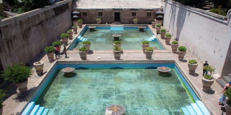 Yogyakarta: Private Customizable Guided Tour - Key Points