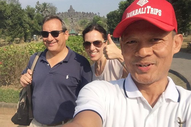 Yogyakarta Private Tour - Local Lunch and Refreshments