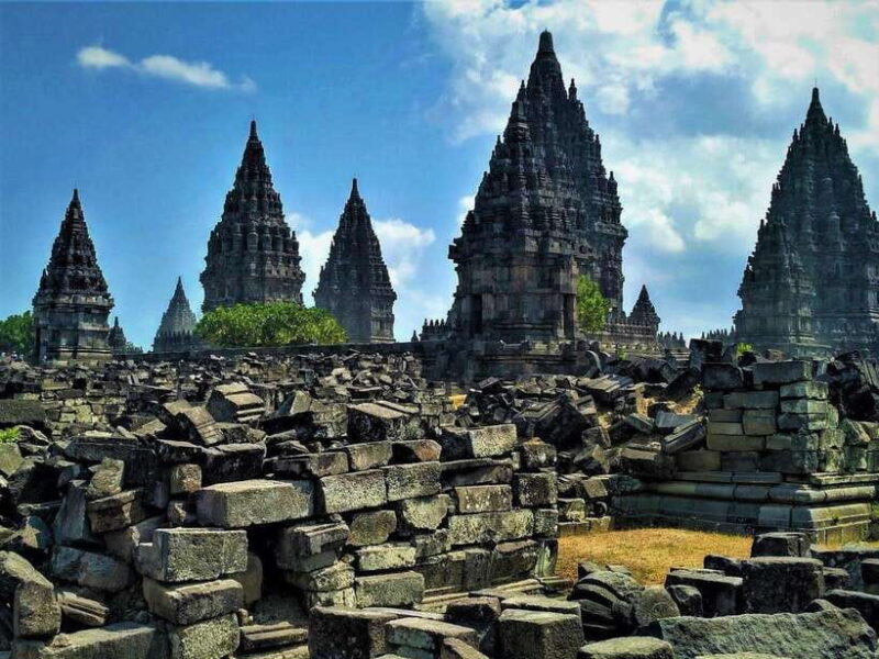 Yogyakarta Private Tour Prambanan Temple and Sultan Palace - Exploring Yogyakarta’s Cultural Gems: A Detailed Review of the Prambanan & Sultan Palace Tour