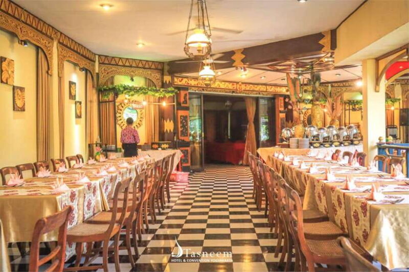 Yogyakarta: Ramayana Show with Transfer, Entry Fee & Dinner - Value Analysis