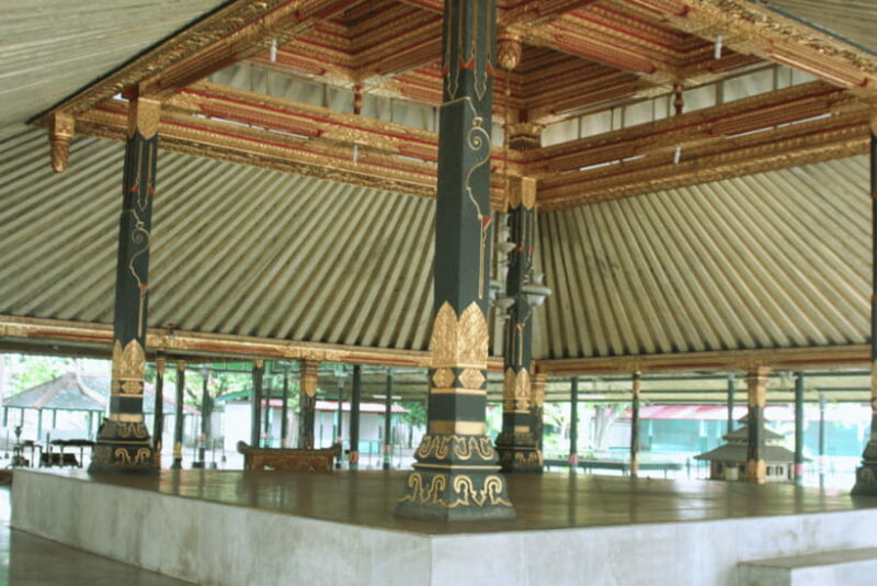 Yogyakarta: Sultan Palace & Water Castle Day Tour - The Value of the Experience